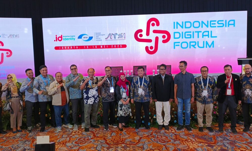 INDONESIA DIGITAL FORUM 2025: Peran Kunci Pemerintah, Industri dan ...