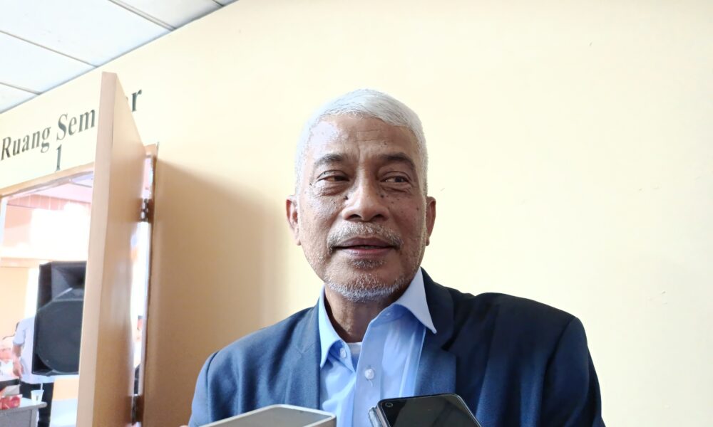 Dr. TB. Massa Djafar, M.Si : “Kembali ke UUD 1945 Dalam Rangka ...