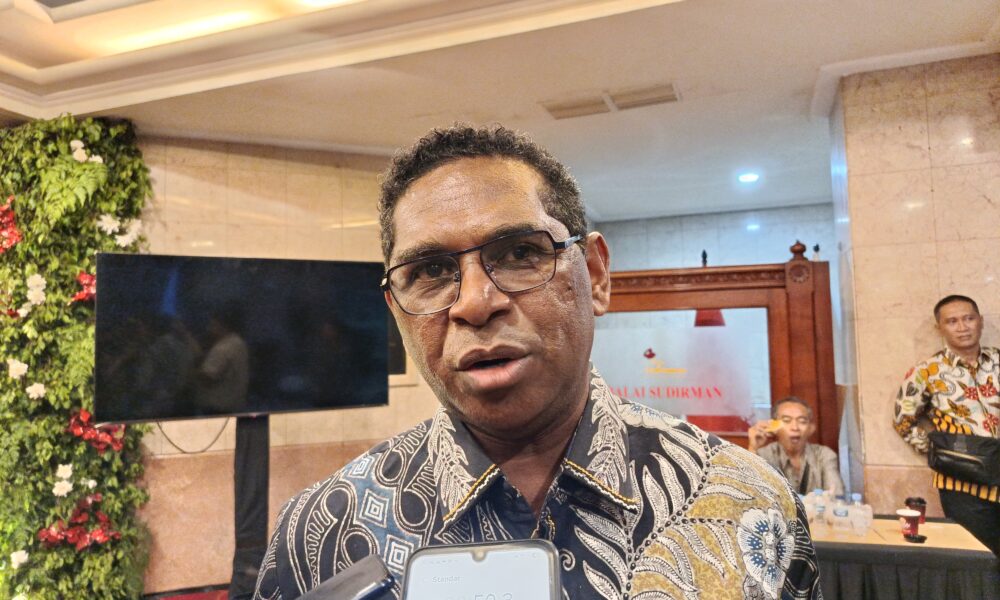 Pdt. David Harold Waromi, S.M., Th: Duta DPD RI Generasi Muda ...